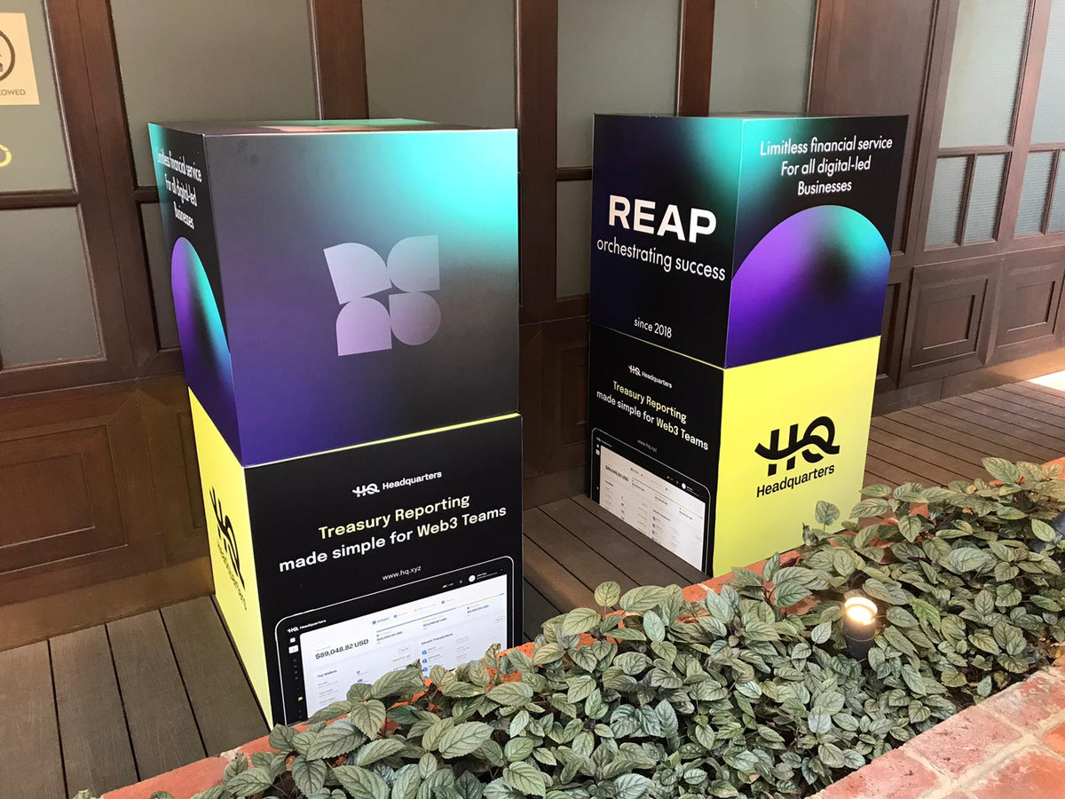 Branding Cubes – Lightning Prints